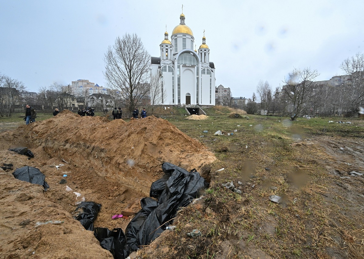 Bucha: A street filled with bodies | Correspondent
