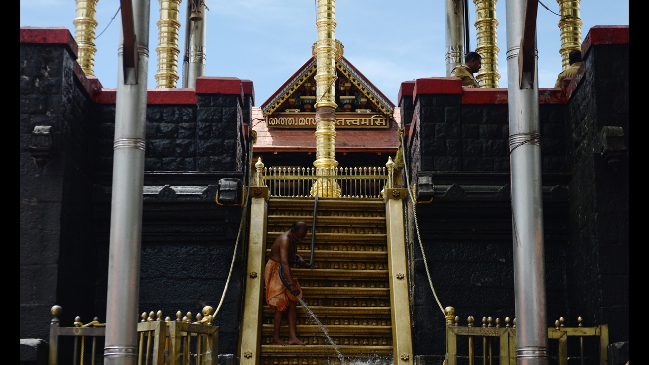 Sabarimala Ayyappa Temple 18 Steps